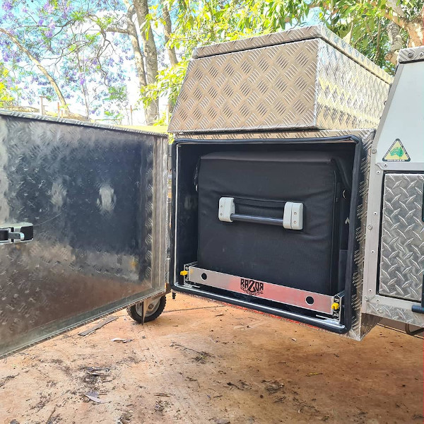 Home | Razor Edge Metal